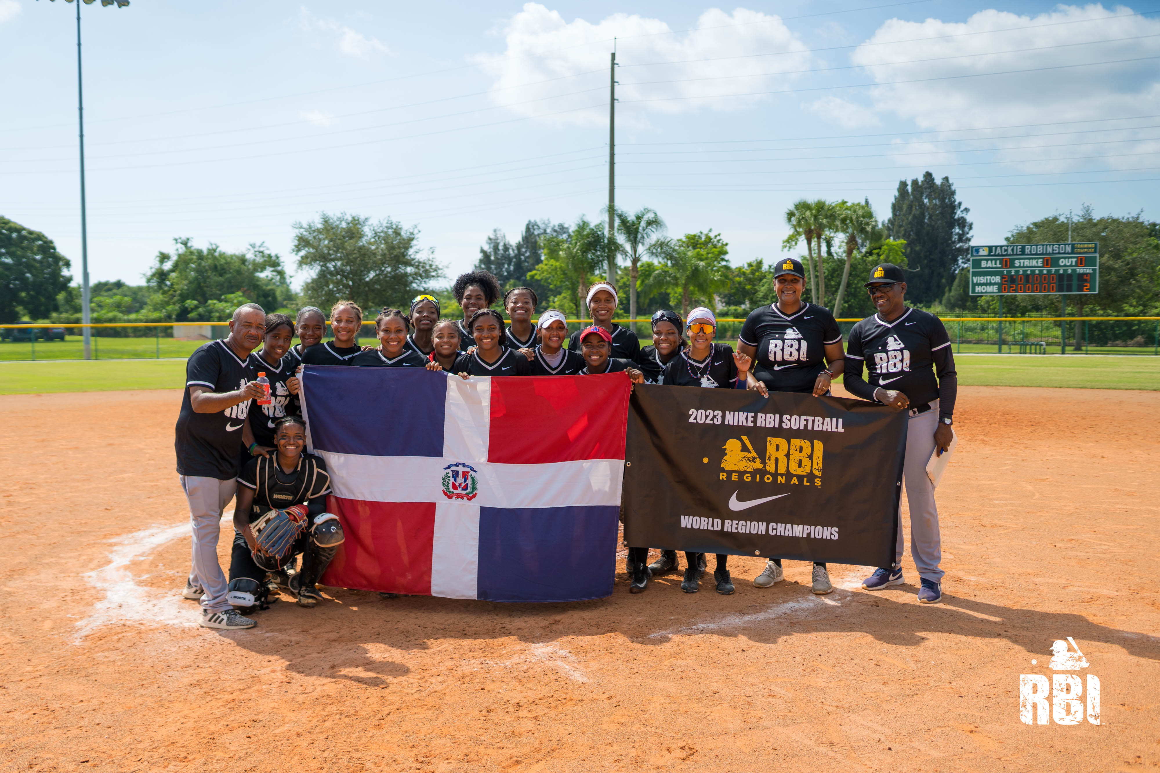 CAC | Softball femenino RD se corona campeón en Torneo Regional RBI 2023